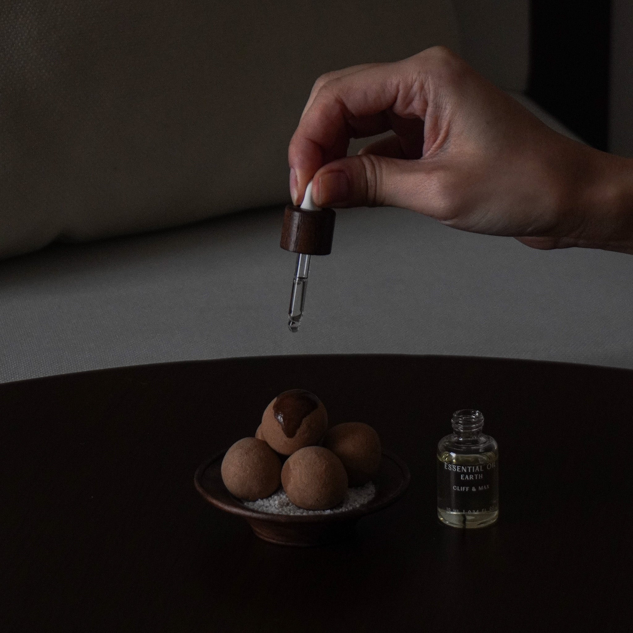 Incense Sphere Kit – Cliff & Max